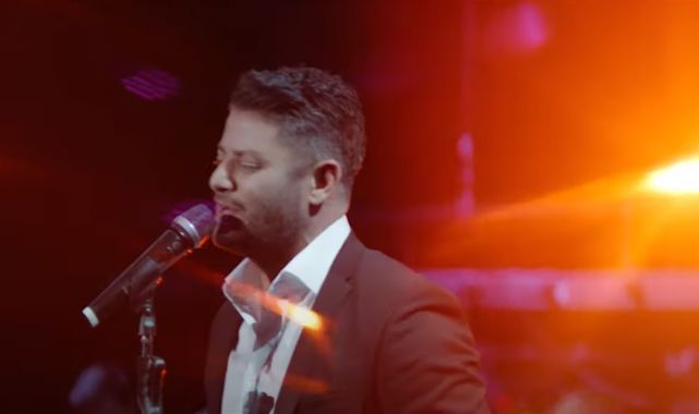 Cenk Türk - Ben Efendi Değilim Şarkı Sözü - Şarkı - Gulum.net